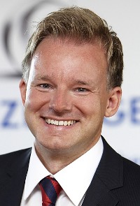 Peter Humer verstärkt Vorstand der Salzburger - VersicherungsJournal ...